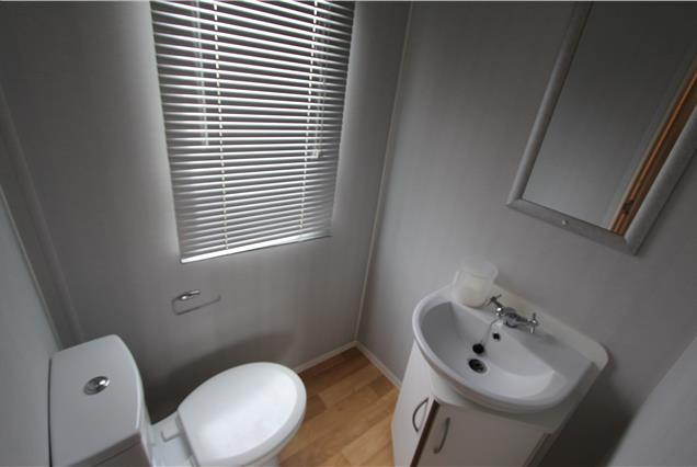 2011 WILLERBY RIO GOLD 35X12 2B (BRKG)