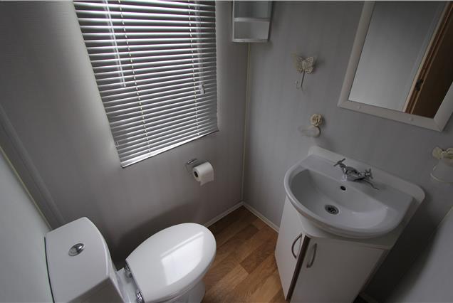 2011 WILLERBY RIO GOLD 35X12 2BED