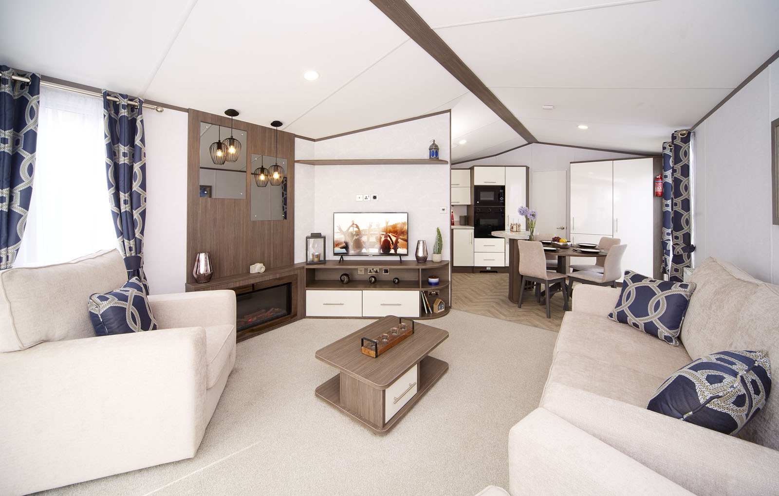 2020 ATLAS STATUS 38X12 2BED